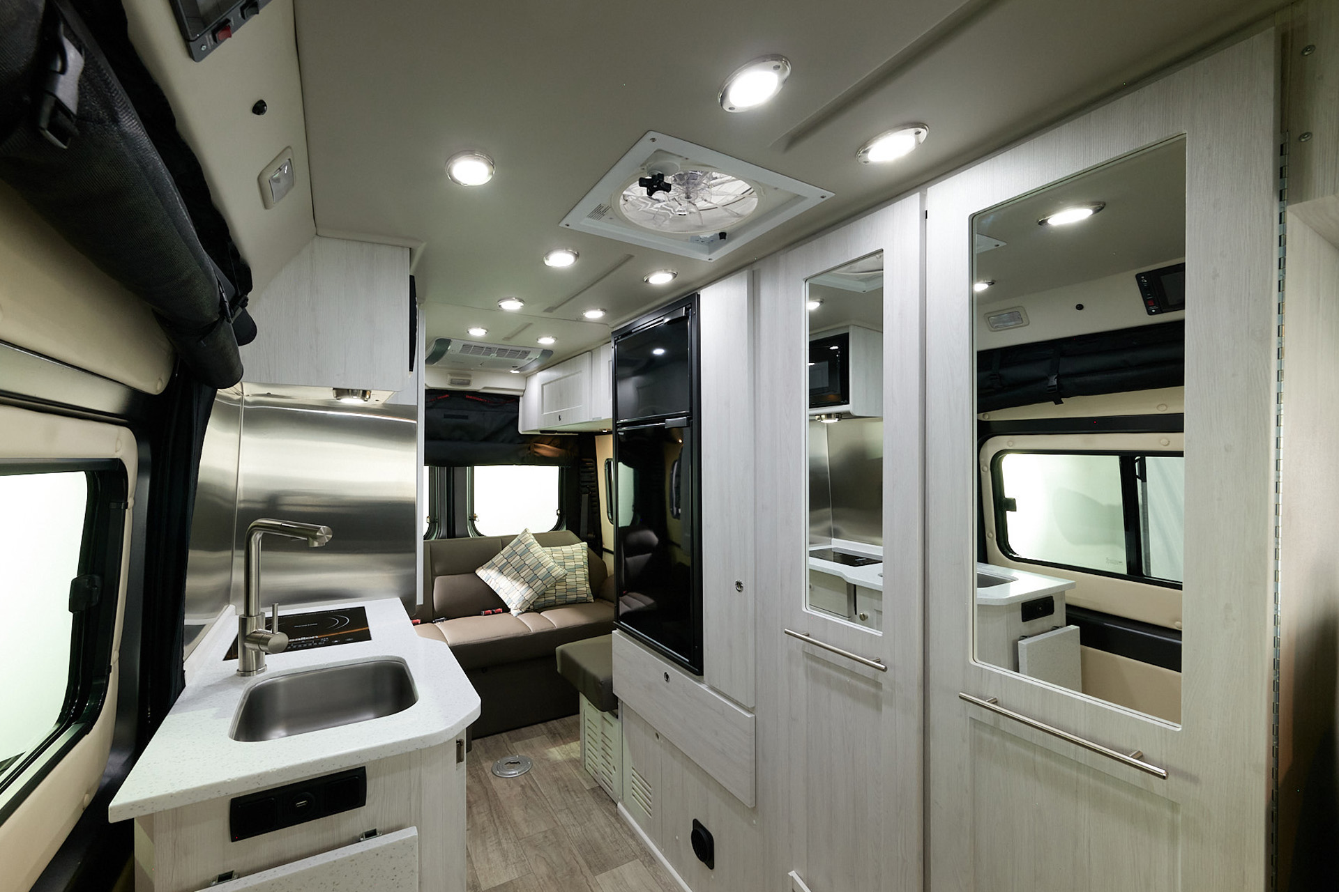 Zion SRT | Class B Motorhome | Roadtrek